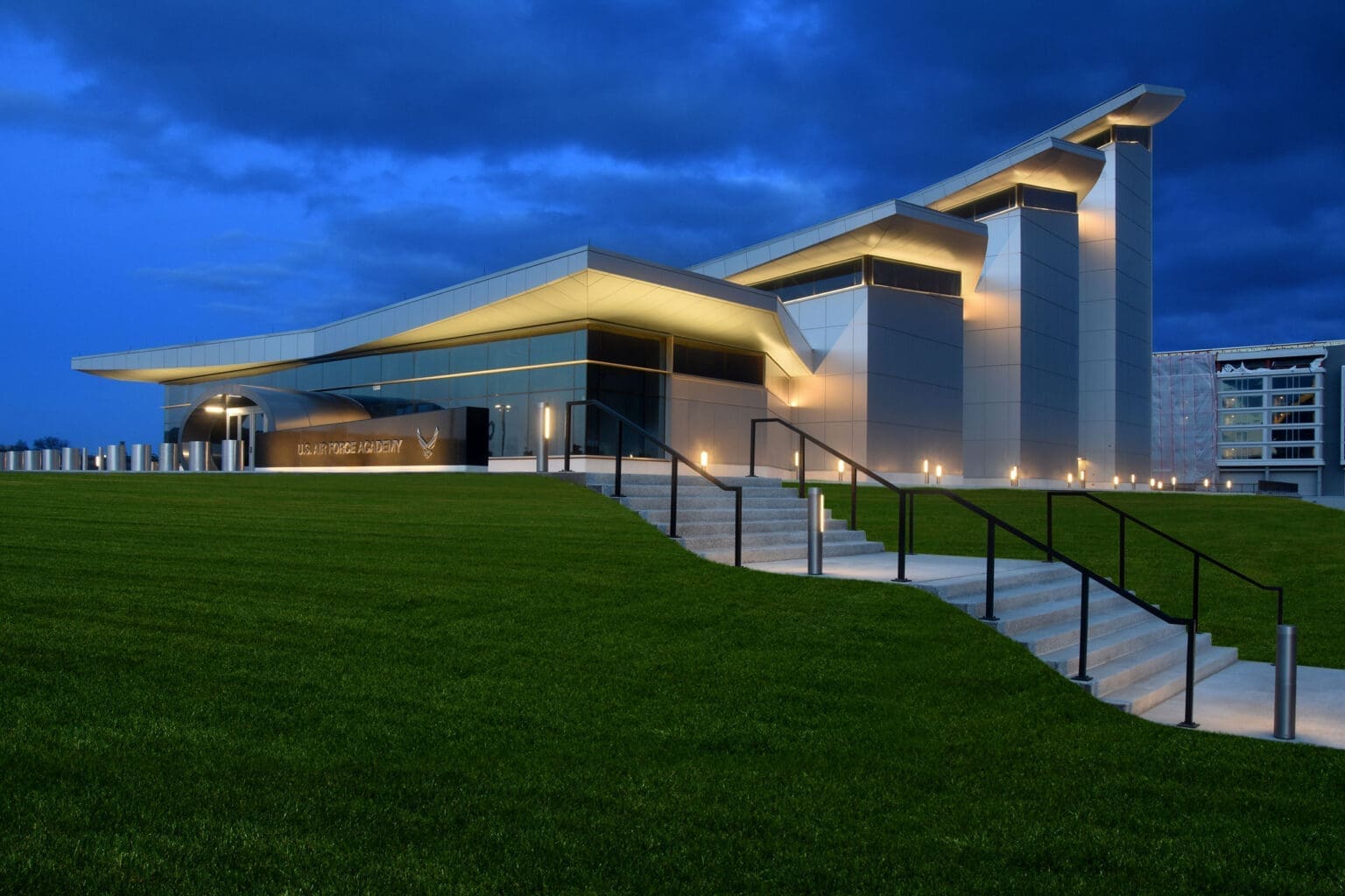 ALUCOBOND® Aluminum Composite Panels - Canada